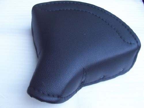 BSA TRIUMPH NORTON MATCHLESS LYCETT RIDER SOLO LEATHER SEAT AND FRAME